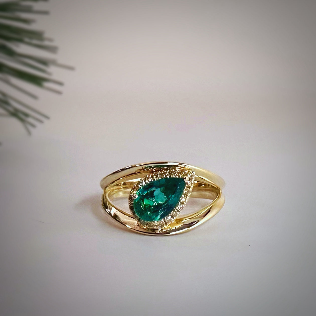 A Guide to Different Jewelry Metals - Bostonian Jewelers